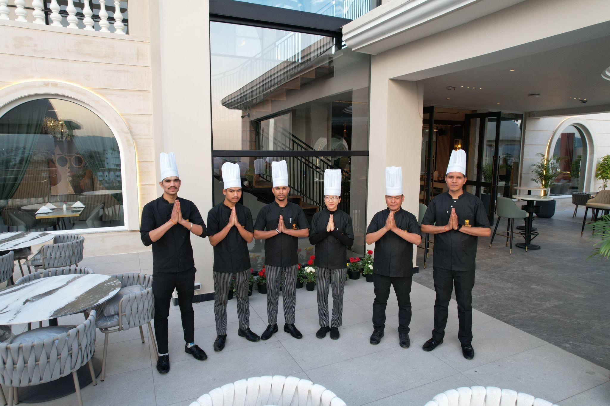 Best Pan Asian Restaurant in Dehradun - JSR Inn